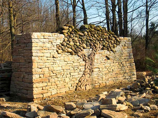 A Stone Tree – Thoughts of a Nation